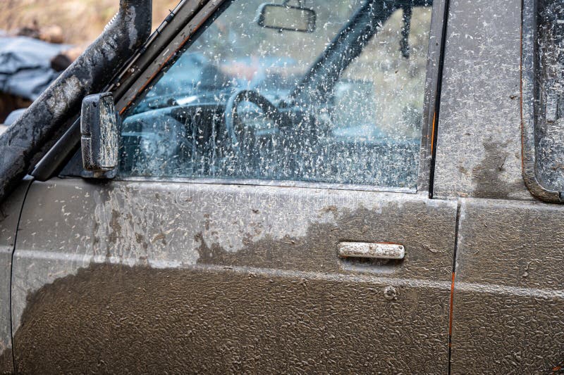 Dirty Car Side. Splash and Texture of Mud on a Car. Mad Splattered 4x4 ...
