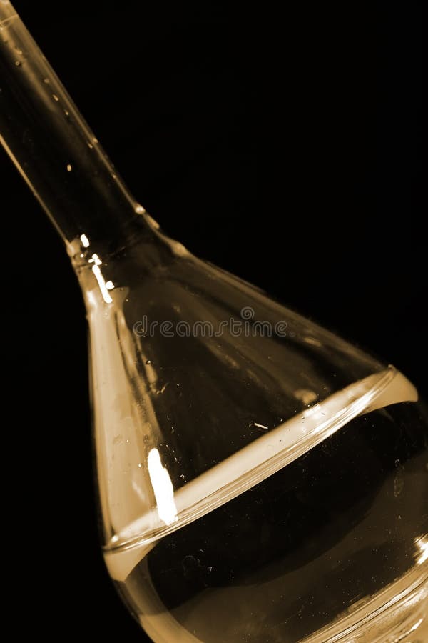 225 Conical Flask Black Background Photos - Free & Royalty-Free Stock ...