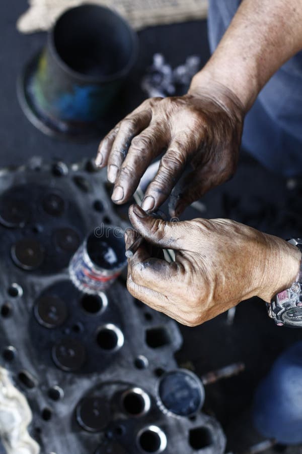 204 Greasing Machine Photos - Free & Royalty-Free Stock Photos from ...