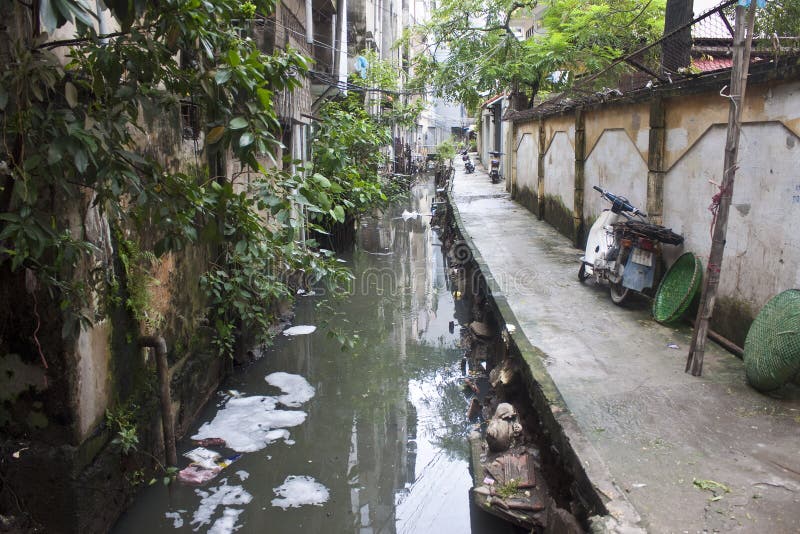 Dirty sewer stock photo. Image of flowing, canal, dump - 31207736