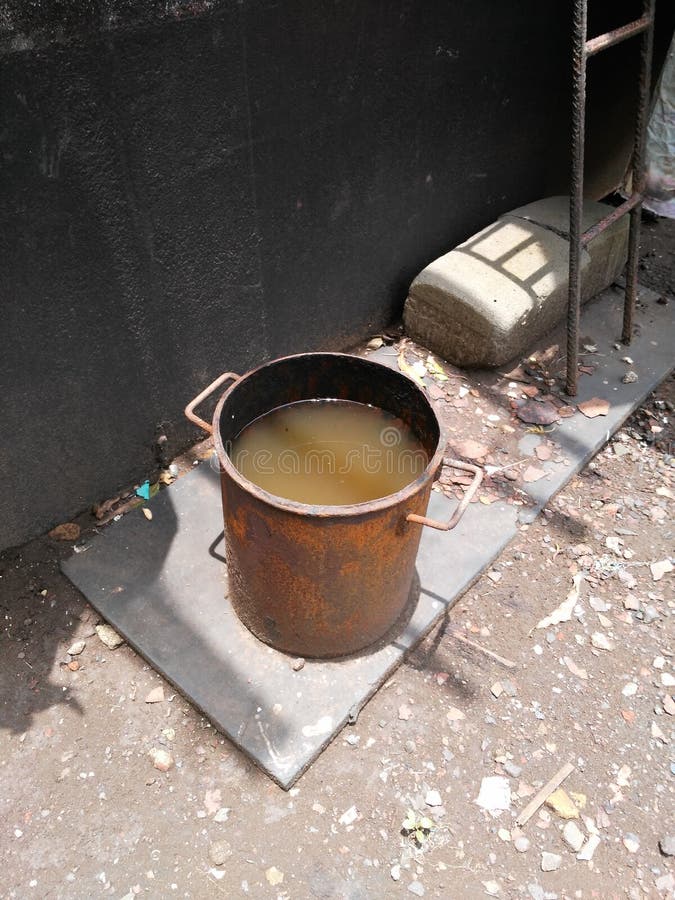 Dirty water bucket stock image. Image of junkyard, backyard - 74914869