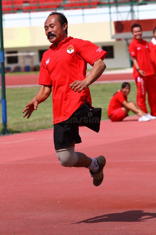 Disabled athletes editorial photography. Image of player - 32086367