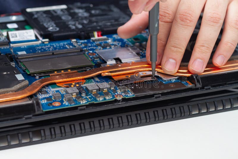 Disassemble the Laptop for Repair, Chips, Processor and Boards Inside ...