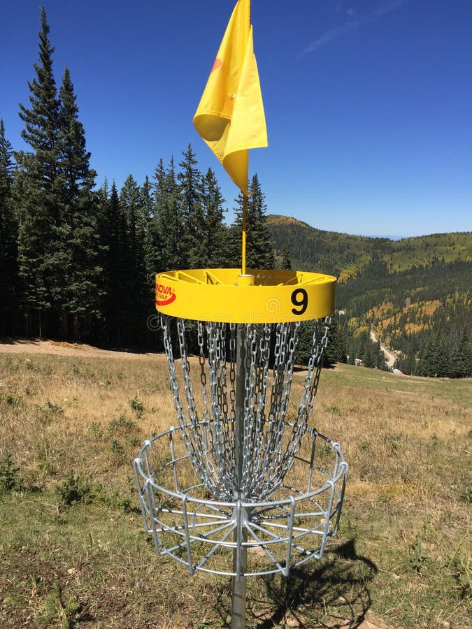 Disc Golf Course editorial photo. Image of entertainment - 132110416