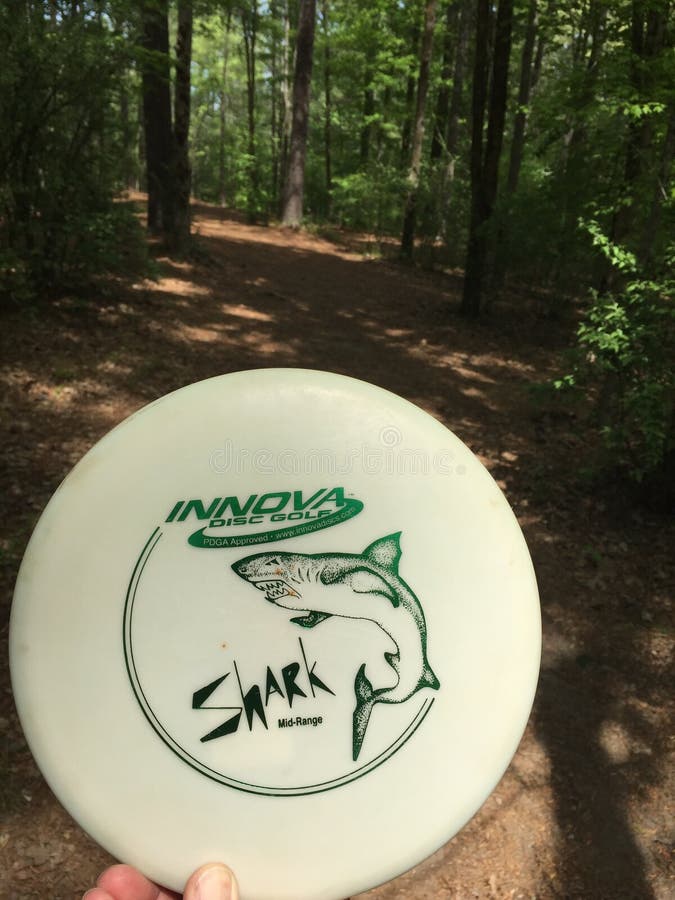 Disc Golf Course editorial photo. Image of putt, golf - 132110431