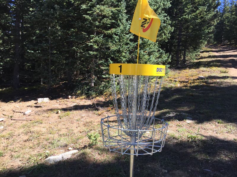 Disc Golf Course editorial photo. Image of midrange - 132110436