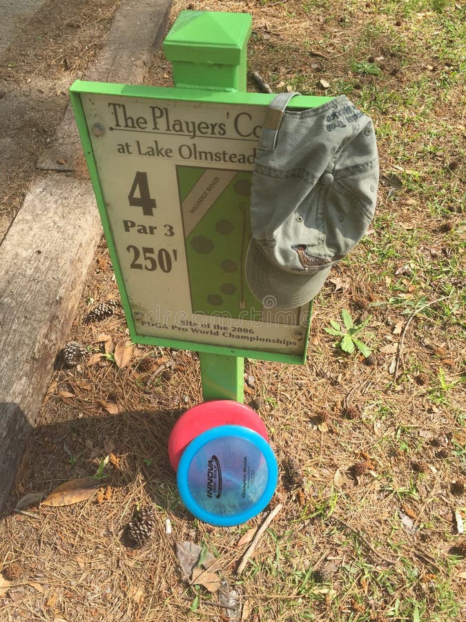 Disc Golf Course editorial photo. Image of disc, hipster - 132110476