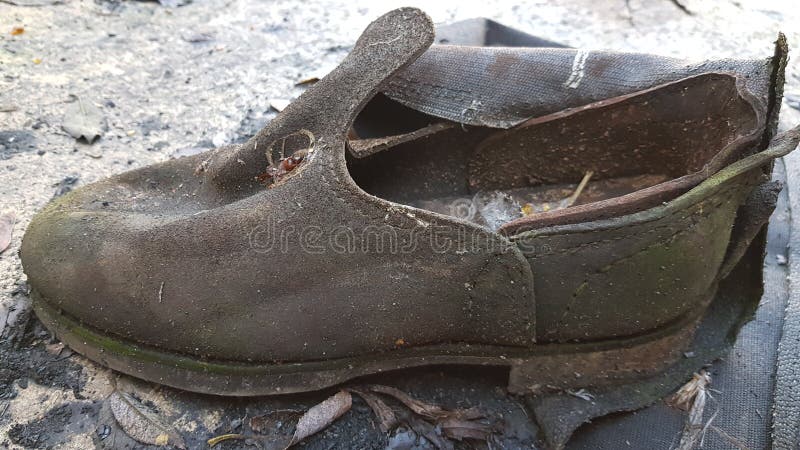 Old Worn Discarded Leather Boot Stock Image - Image of dump, frayed ...