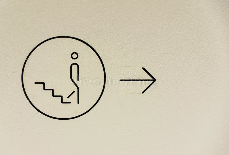 Discesa Delle Scale Alla Spiaggia All'oceano Pacifico Vicino Al ...