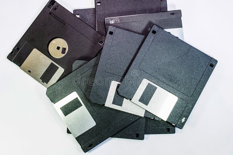Vecchio Computer Portatile Con Il Floppy Disk Immagine Stock - Immagine ...