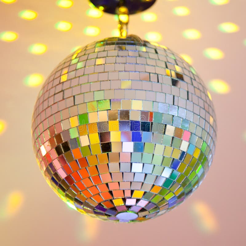 Disco-Kugel stockfoto. Bild von anonym, fußboden, freude - 7674120