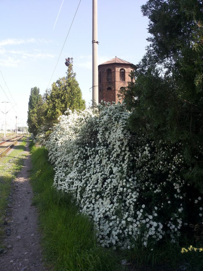 Discover stock image. Image of discover, building, nature - 92056813