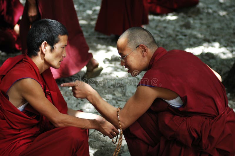 Monje de Tíbet imagen de archivo editorial. Imagen de tradicional ...