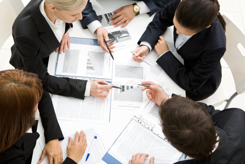 Discussing a new plan stock image. Image of boss, male - 3050983