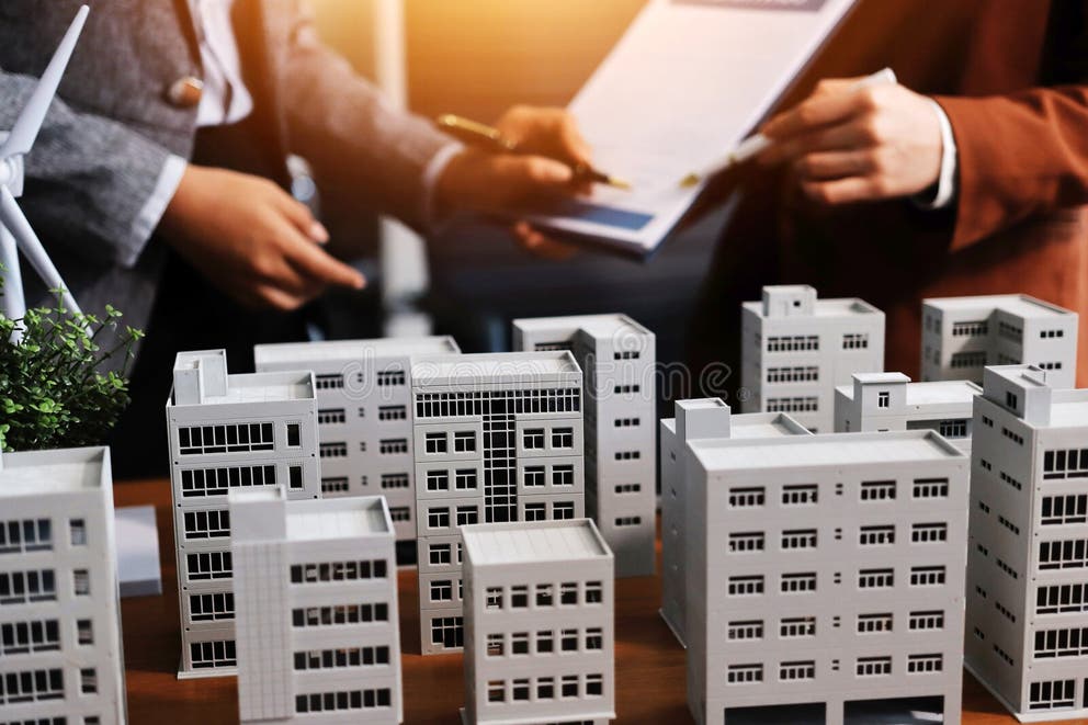 Discussion among Businesspeople on the Latest Developments in Solar ...