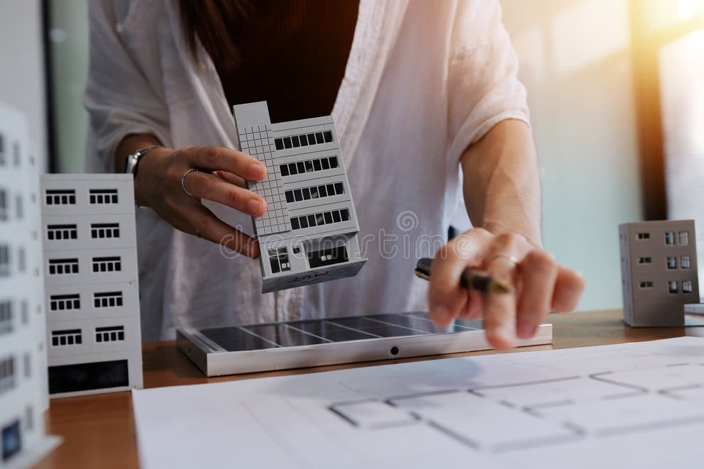 Discussion among Businesspeople on the Latest Developments in Solar ...