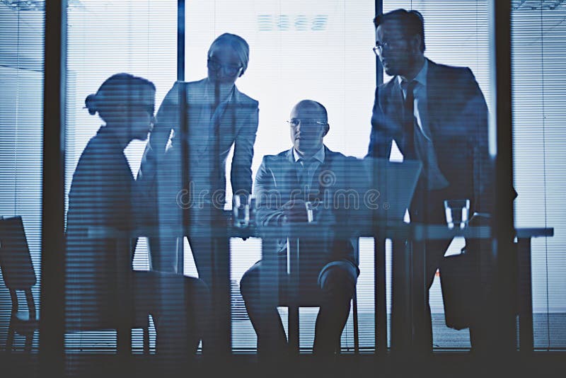 Discussion in office stock image. Image of inside, group - 68674729