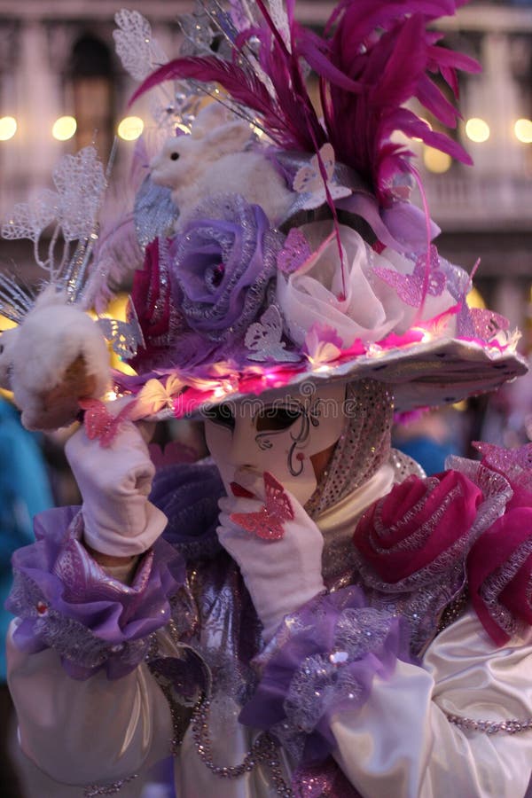 Intermedio Adaptación Pasar Por Alto El Disfraz Mas Espectacular Para Carnaval Pensión Hacer Un