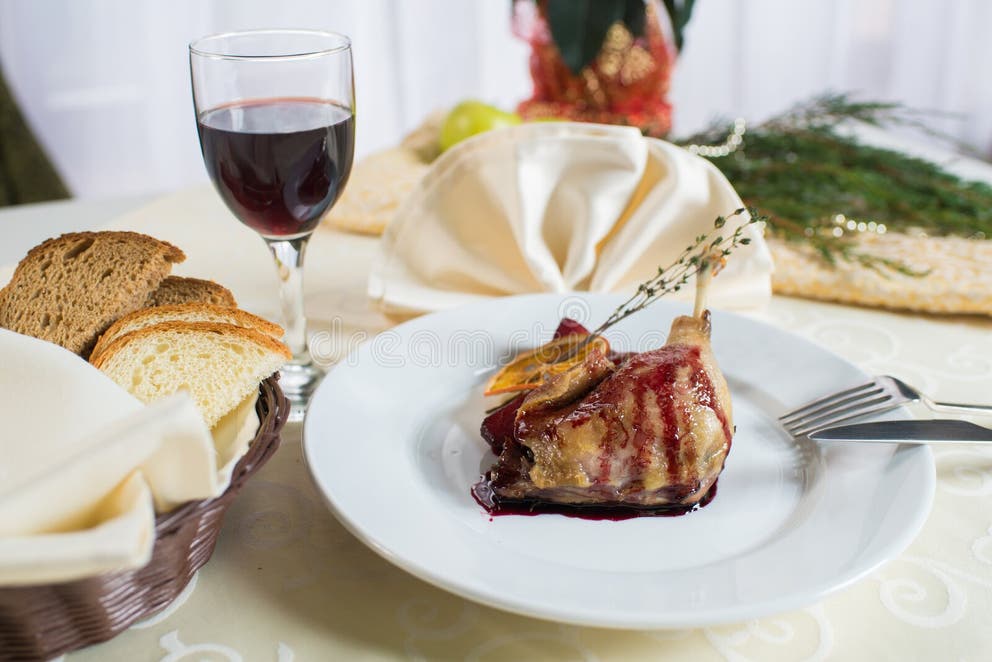 Dish of Goose Legs in Sauce Stock Image - Image of plate, green: 64362815