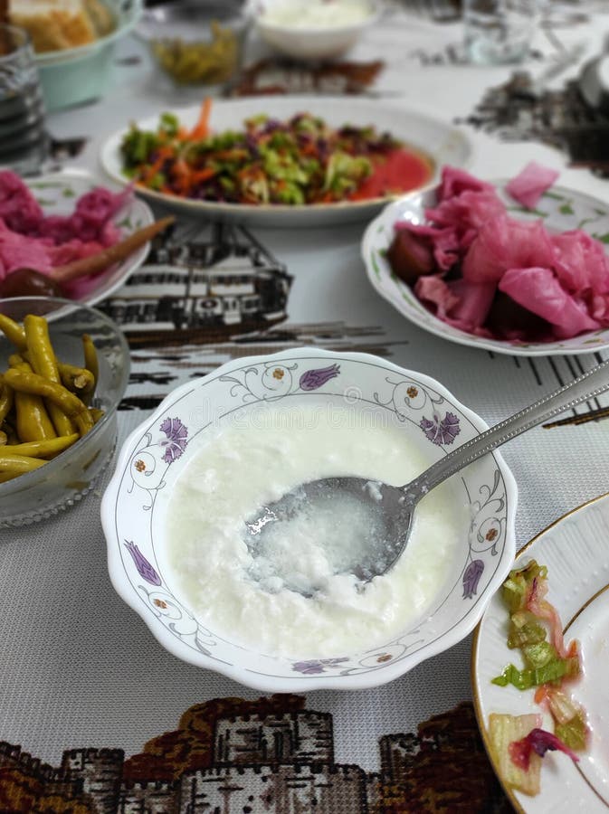 Dishes and Leftovers Left Over after Eating, Dishware and Leftovers ...