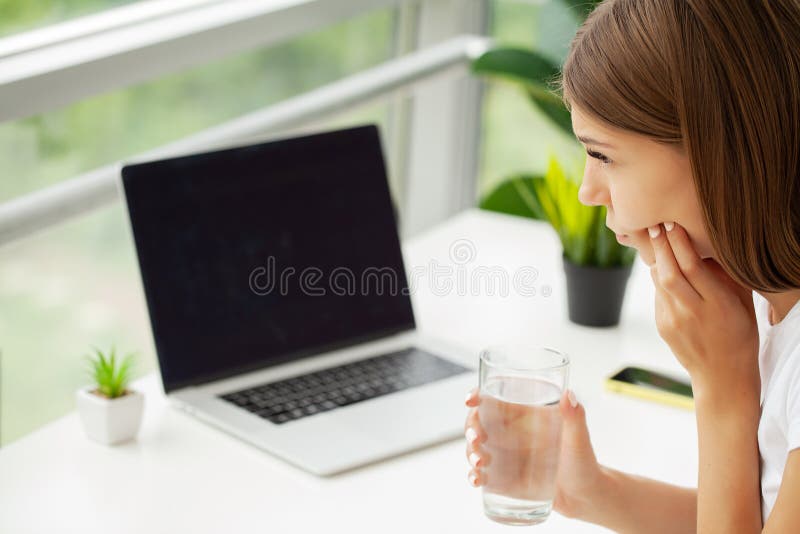 Disillusioned Lady Feeling Pain in Tooth while Working in Office. Stock ...