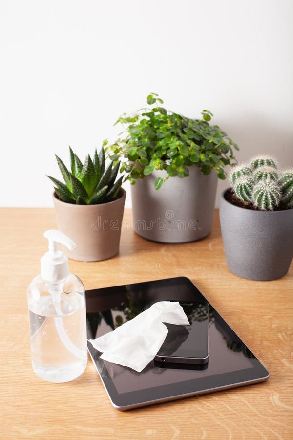 Disinfecting Tablet Computer and Smartphone Screen, Eliminating Germs ...