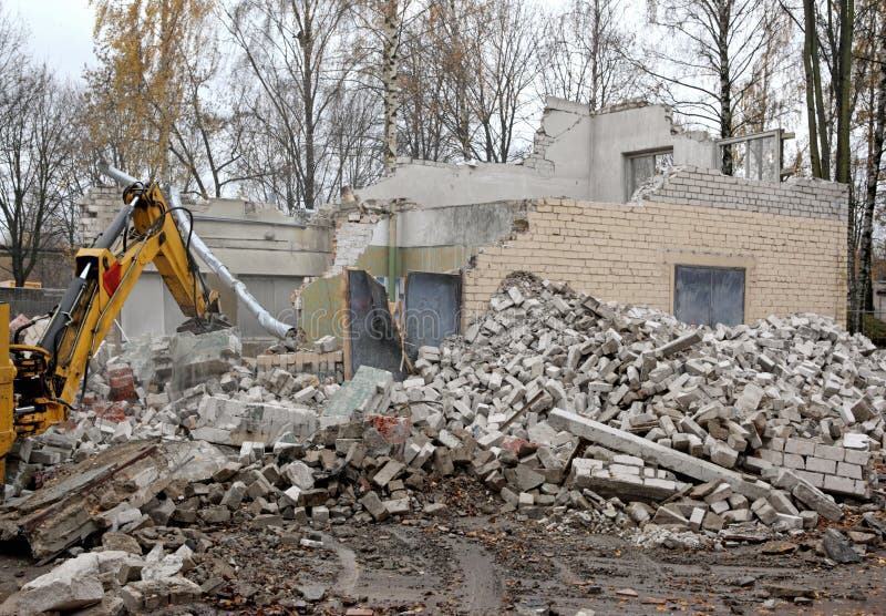 Dismantling stock image. Image of demolish, remove, construction - 32637137