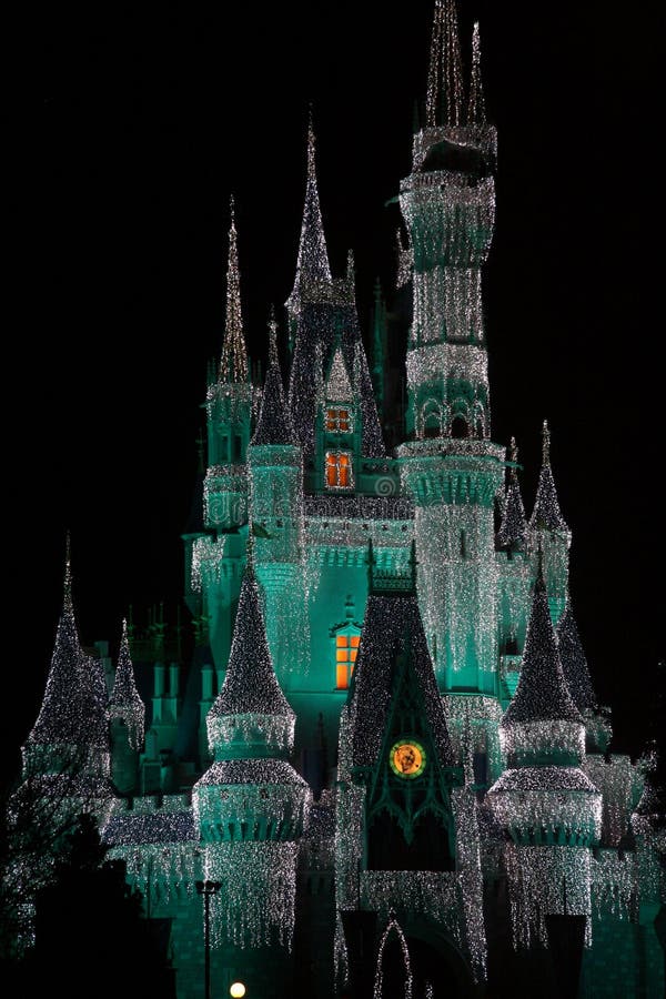 Disney Castle at Night editorial image. Image of royal - 7462440