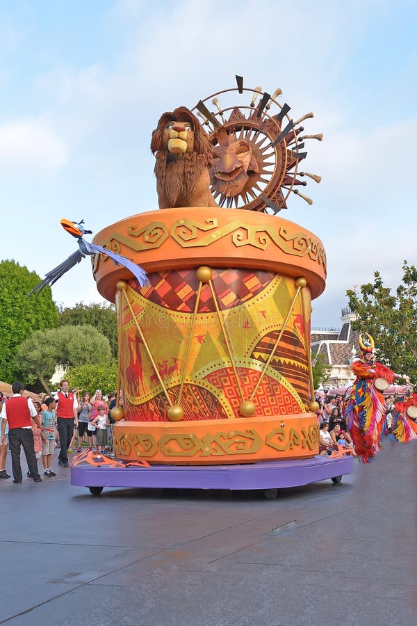 Disney Land Parade editorial photography. Image of disneyland - 94991287