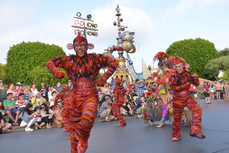 Disney Land Parade editorial stock photo. Image of joyful - 94991343