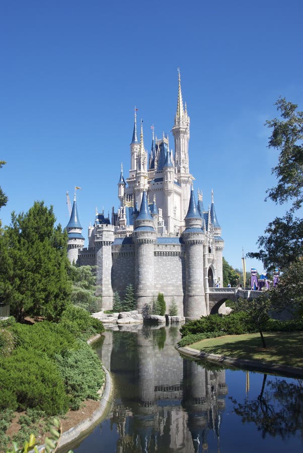 Disney slott redaktionell foto. Bild av magi, gyckel - 28393425