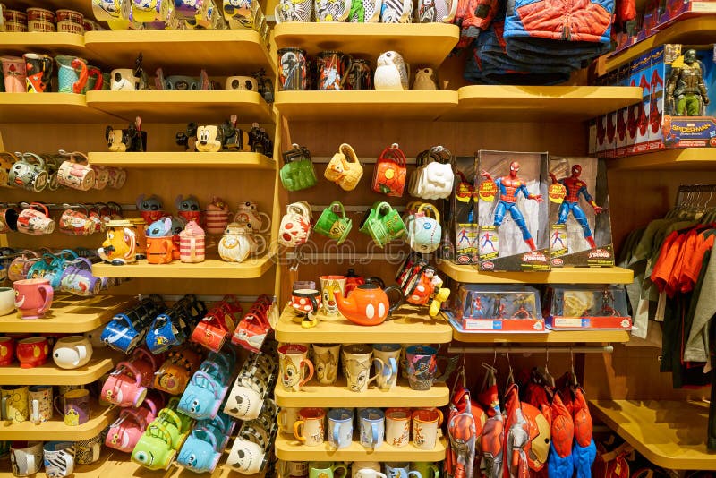 Disney Store editorial photo. Image of mall, children - 134647996