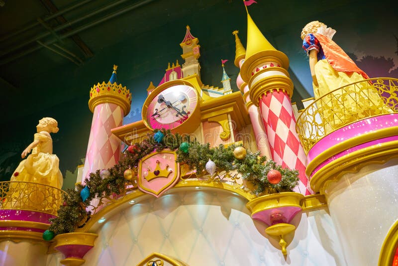 Disney Store editorial stock photo. Image of business - 134648018