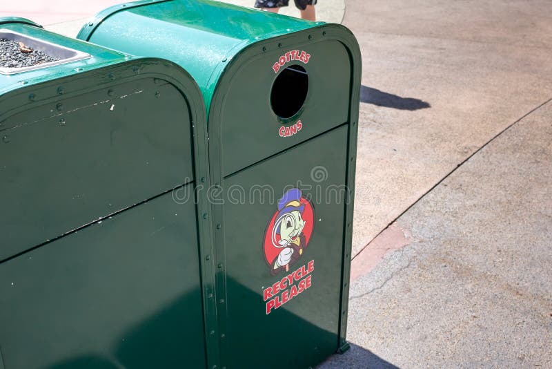 Disney trash cans editorial image. Image of light, icon - 156793430