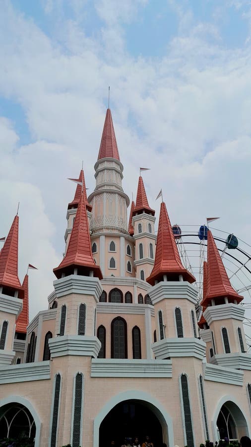 Disney Vibes editorial photography. Image of facade - 382827052