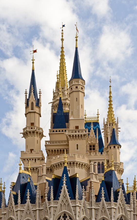 4+ Disney world castle Free Stock Photos - StockFreeImages