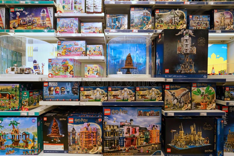 Display of Lego sets editorial photo. Image of colorful - 328568736