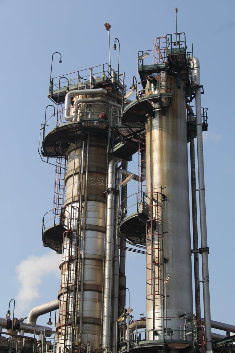 271 Chemical Process Towers Stock Photos - Free & Royalty-Free Stock ...