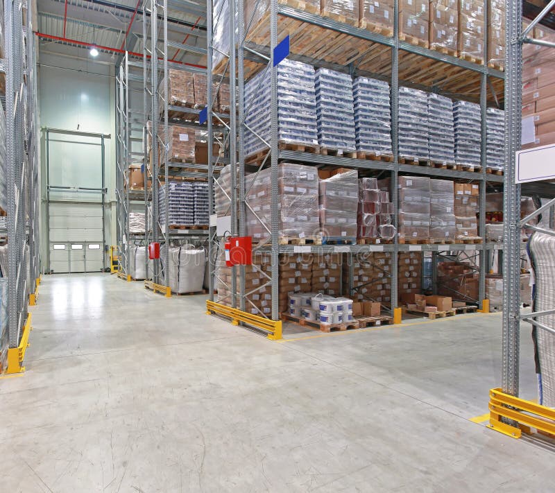 Distribution warehouse stock image. Image of shelf, interior - 32974545