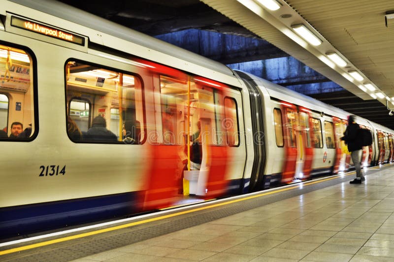 District Line Tube Train editorial photography. Image of district ...