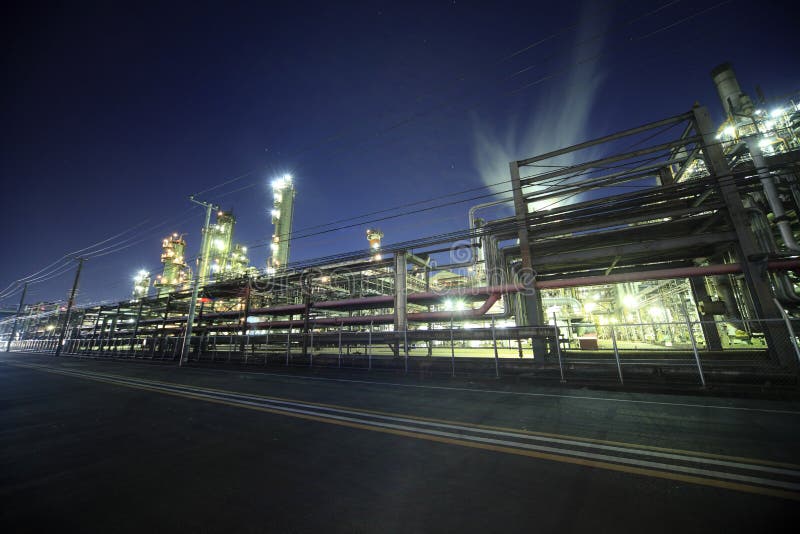 Humo Industrial De La Chimenea Foto de archivo - Imagen de extractor ...