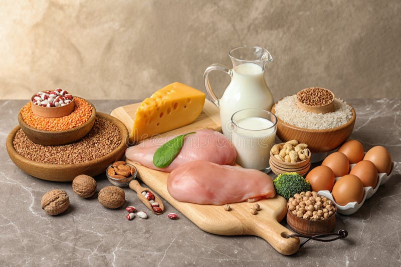 Diversa Comida Natural En La Tabla Foto de archivo - Imagen de cocina ...