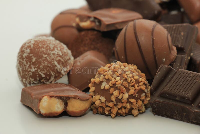 Diferentes Tipos De Chocolates Imagen de archivo - Imagen de dulces ...