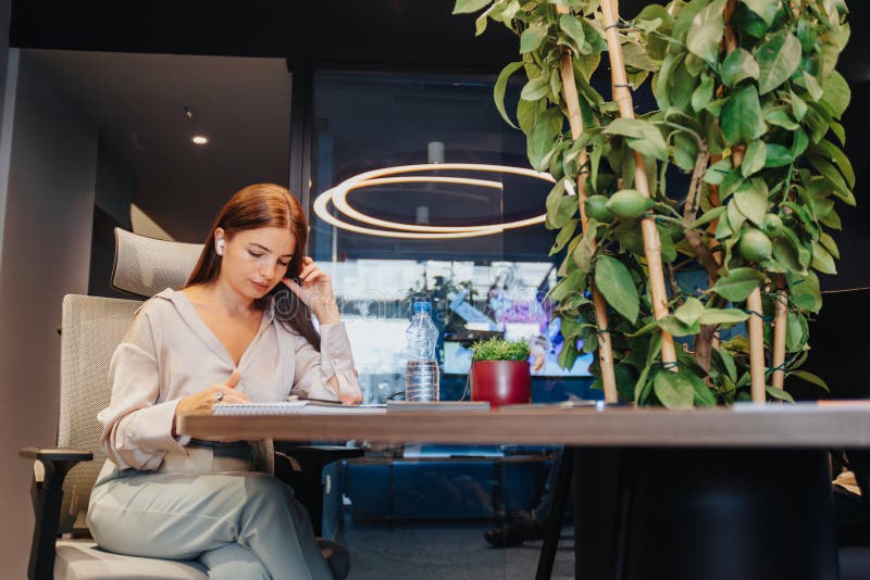 Achieving Success in a Collaborative Workspace: Diverse Professionals Working Together on ...