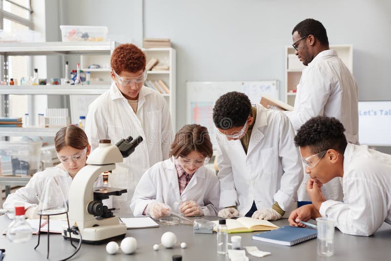 Diverse Group of Kids in Science Laboratory Stock Image - Image of cute ...
