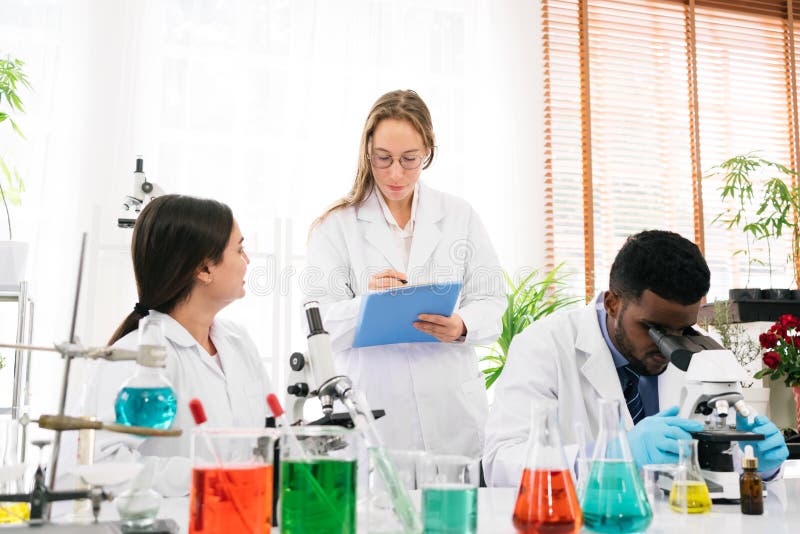 The Diversity of Scientists Reports Experimentation Results To Their ... The Diversity of Scientists Reports Experimentation Results To Their ...