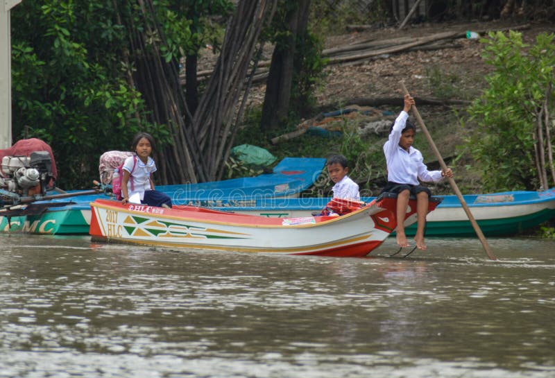 Diverso Transporte De La Escuela Foto de archivo editorial - Imagen de ...