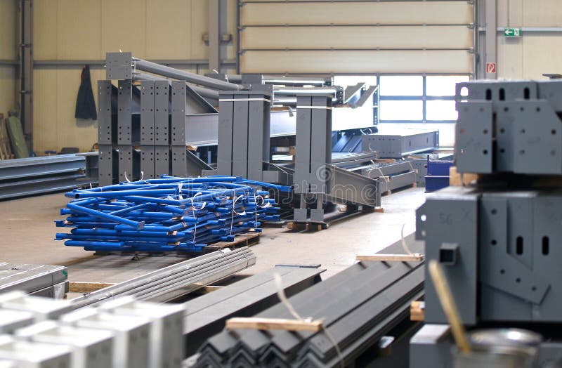 Diversos Elementos De Las Estructuras Del Metal Imagen de archivo ...