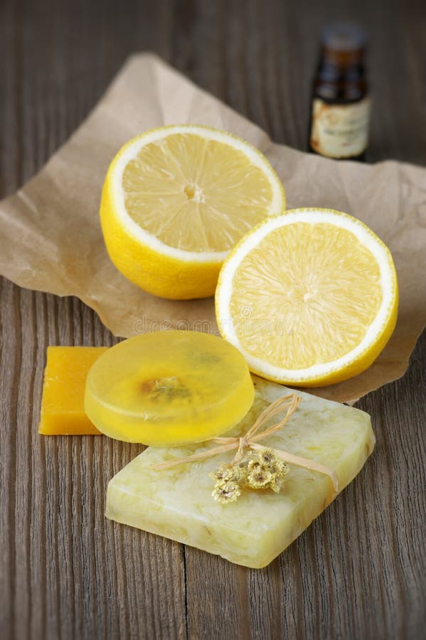 Diversos jabones naturales imagen de archivo. Imagen de frescura - 53532471