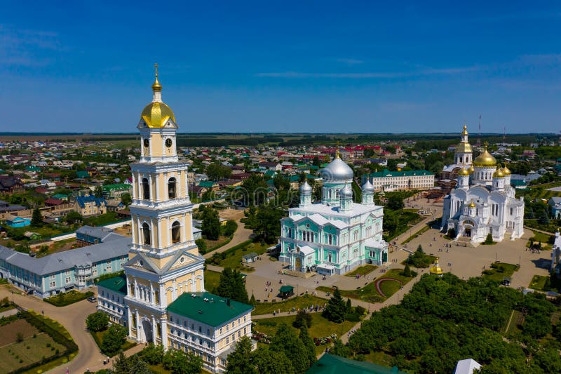 Diveyevo Convent or Holy Trinity-Saint Seraphim-Diveyevo Monastery in ...